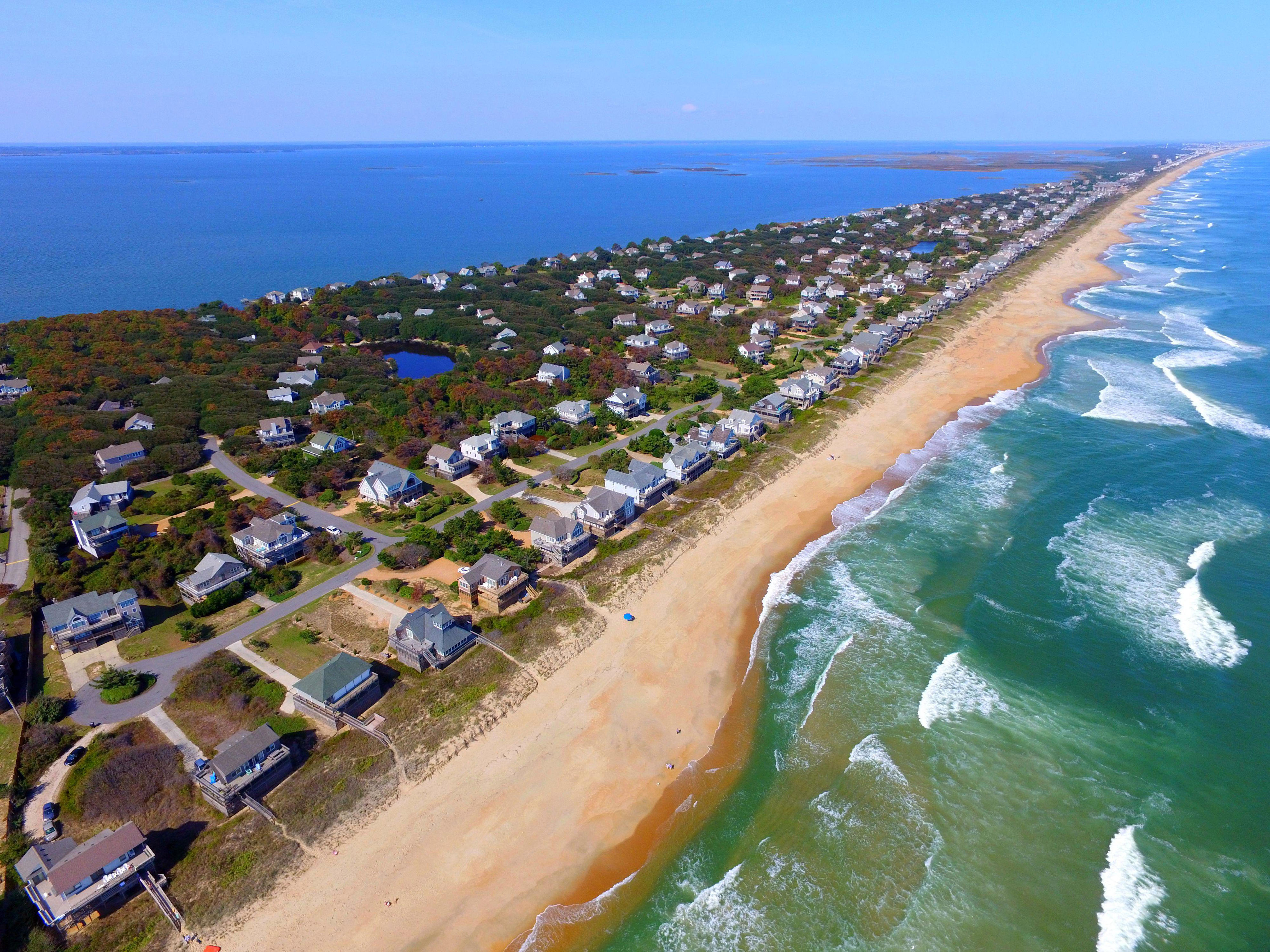 16 beautiful East Coast beach towns to visit this summer