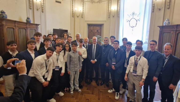 Dal Badoni al ministero: il team lecchese trionfa allo Smart Project ...