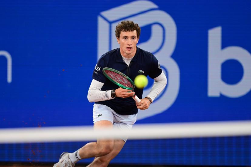 Humbert sort Khachanov et file en quarts