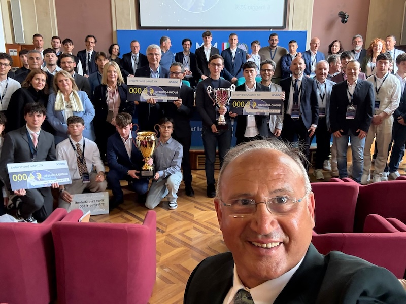 Dal Badoni al ministero: il team lecchese trionfa allo Smart Project ...