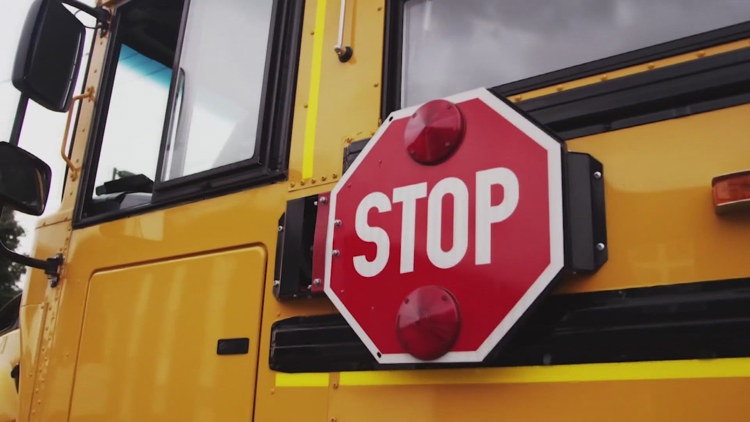 Reports of man luring children into van with candy prompt Olmsted Falls ...