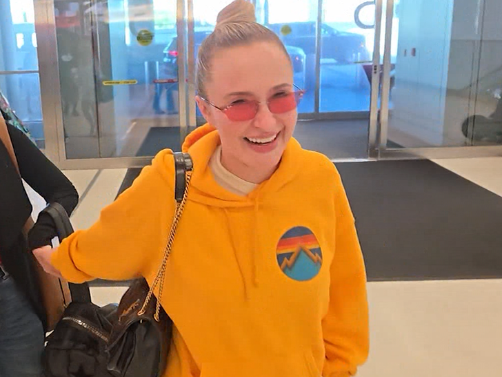 Hayden Panetierre All Smiles After Revealing Friend's Name Involved in ...