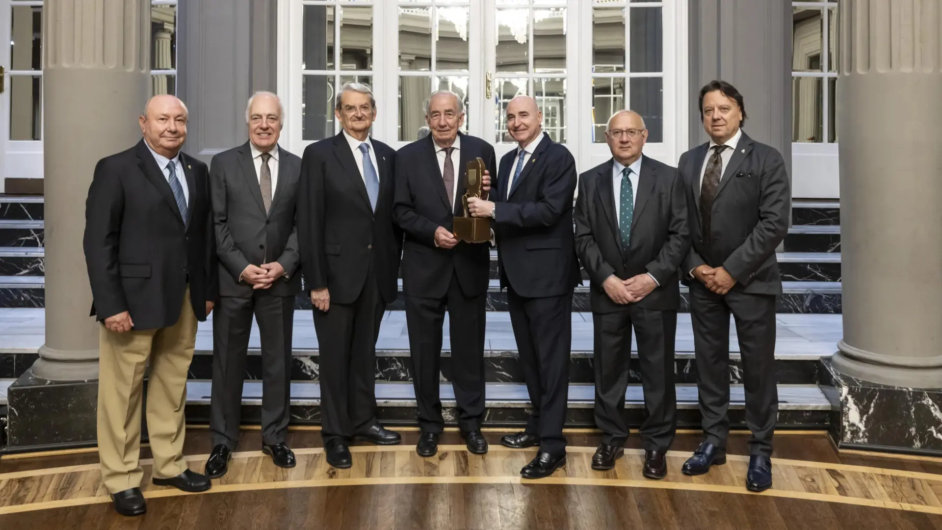La Peña Solera Aragonesa premia a la Fundación Ibercaja