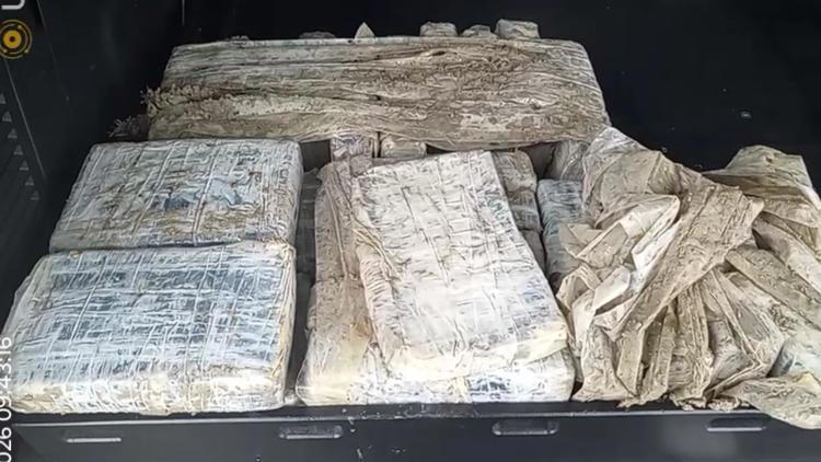 27 cocaine packages wash ashore in Galveston