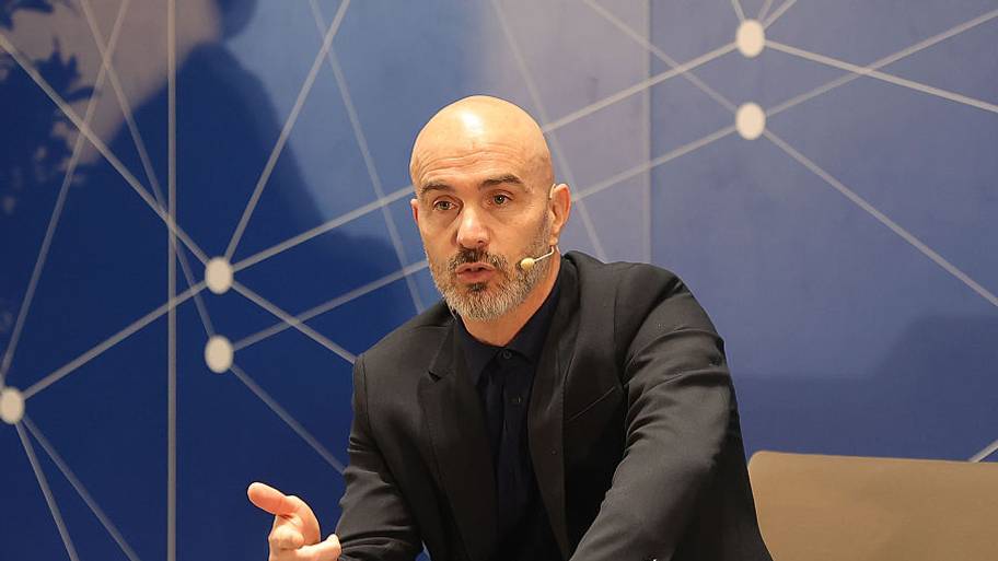 Chelsea prepare legal action against Man City over Enzo Maresca