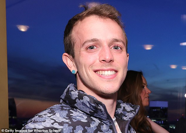 Boss of US fintech firm fires his entire HR team for 'creating problems ...