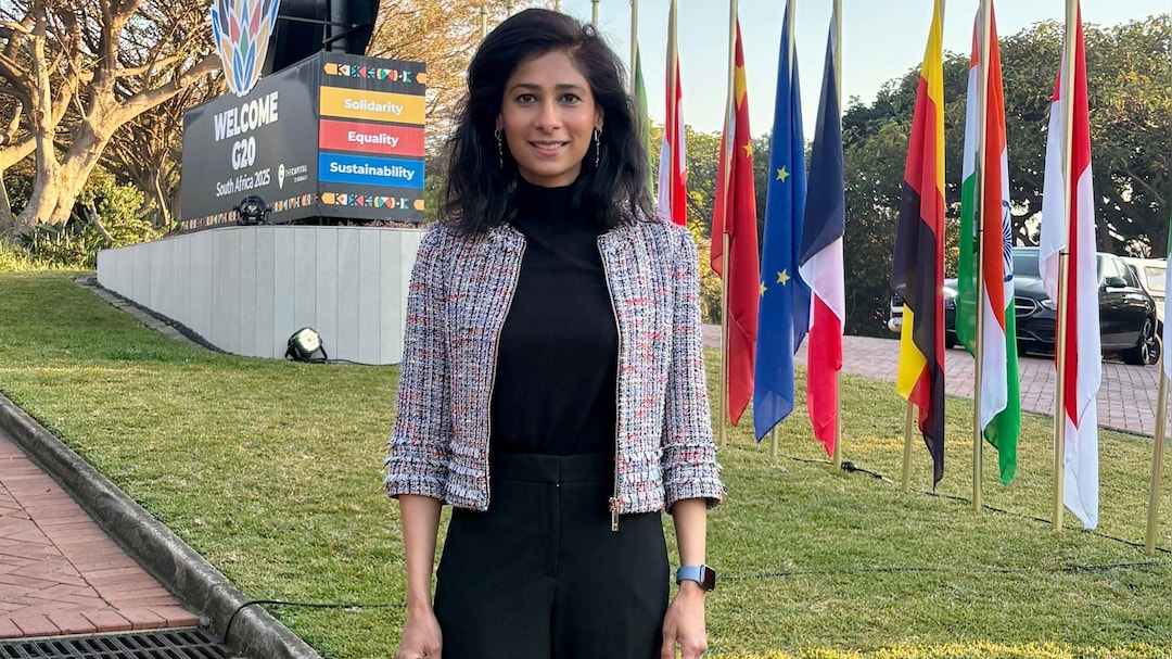 Crude nightmare: Gita Gopinath warns oil can hit $160 in June if Iran ...
