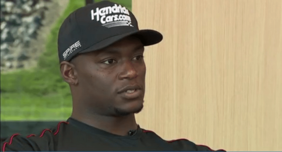 Ex-college football player turned NASCAR pit crew member saves reporter ...