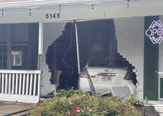 New Orleans restaurant heavily damaged as car crashes through dining room