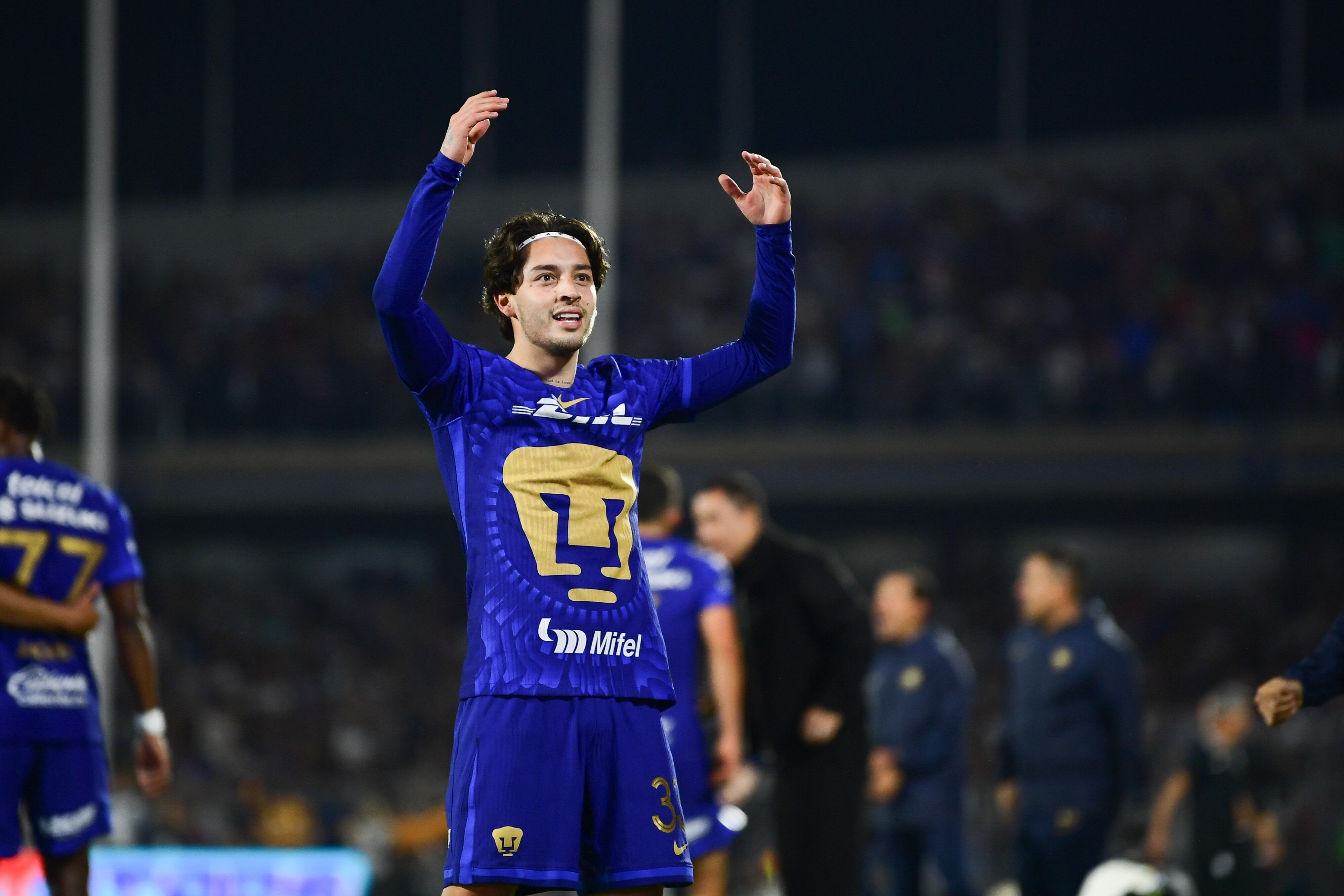 ¡Van con todo! Pumas abre la cartera y lanza oferta formal para comprar ...