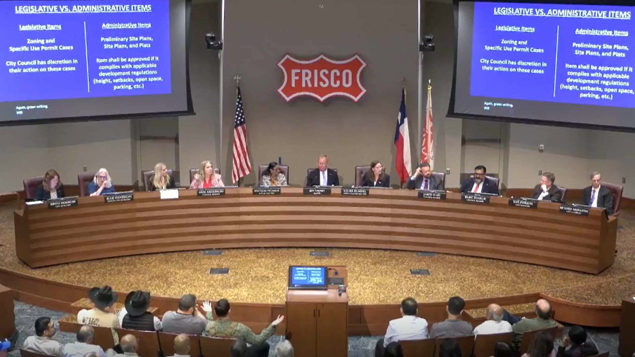 Crowd erupts at Frisco City Hall over proposed mosque project