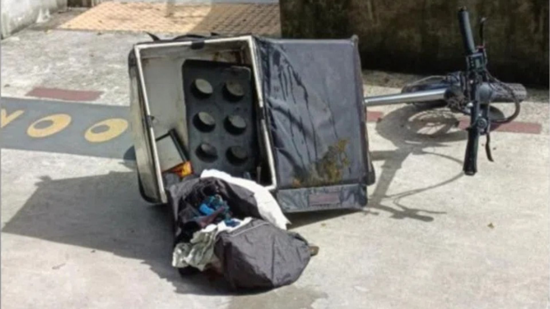 ‘I’ll think twice before ordering takeout’: Netizen shocked by dirty ...