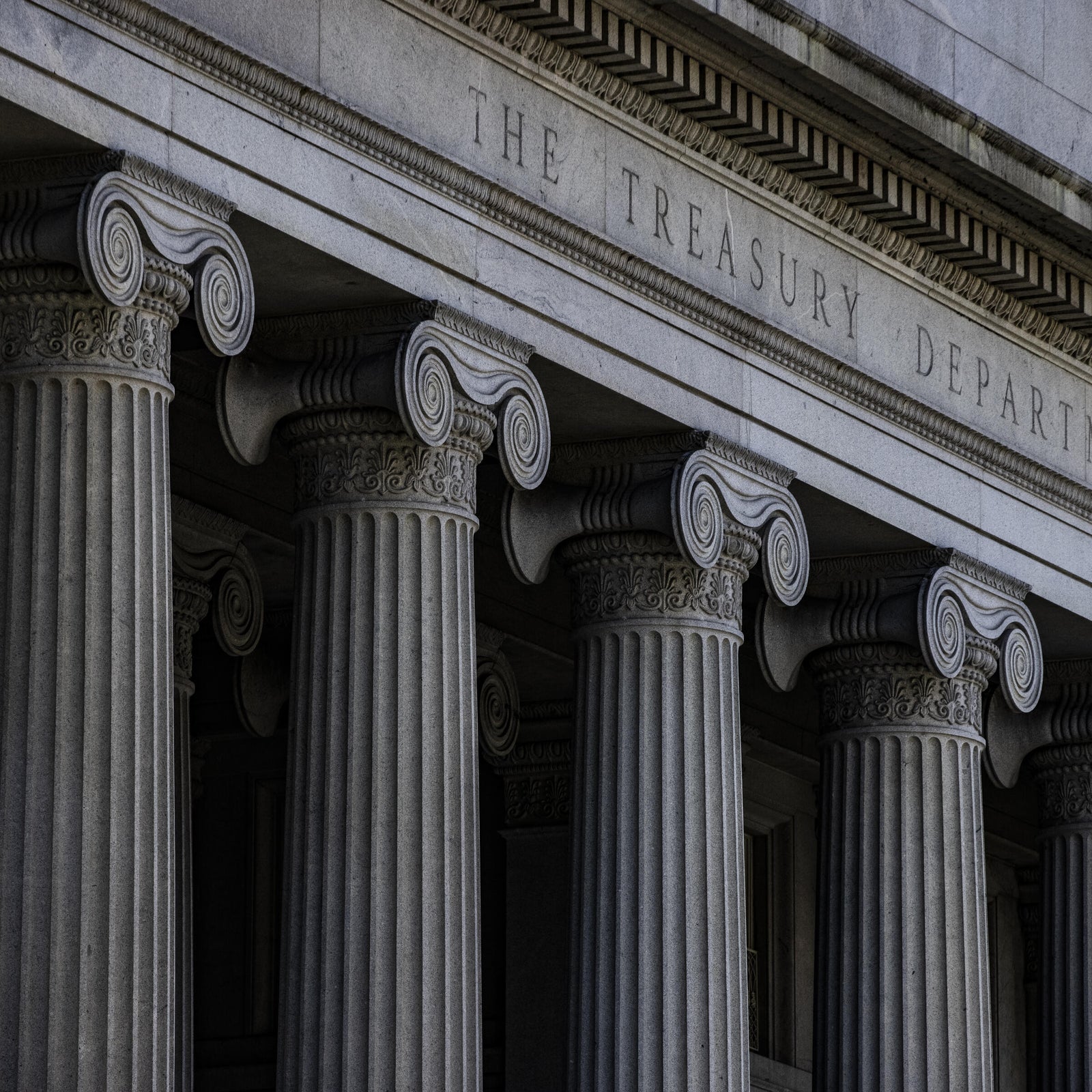 What sagging bond prices are telling us about the US economy