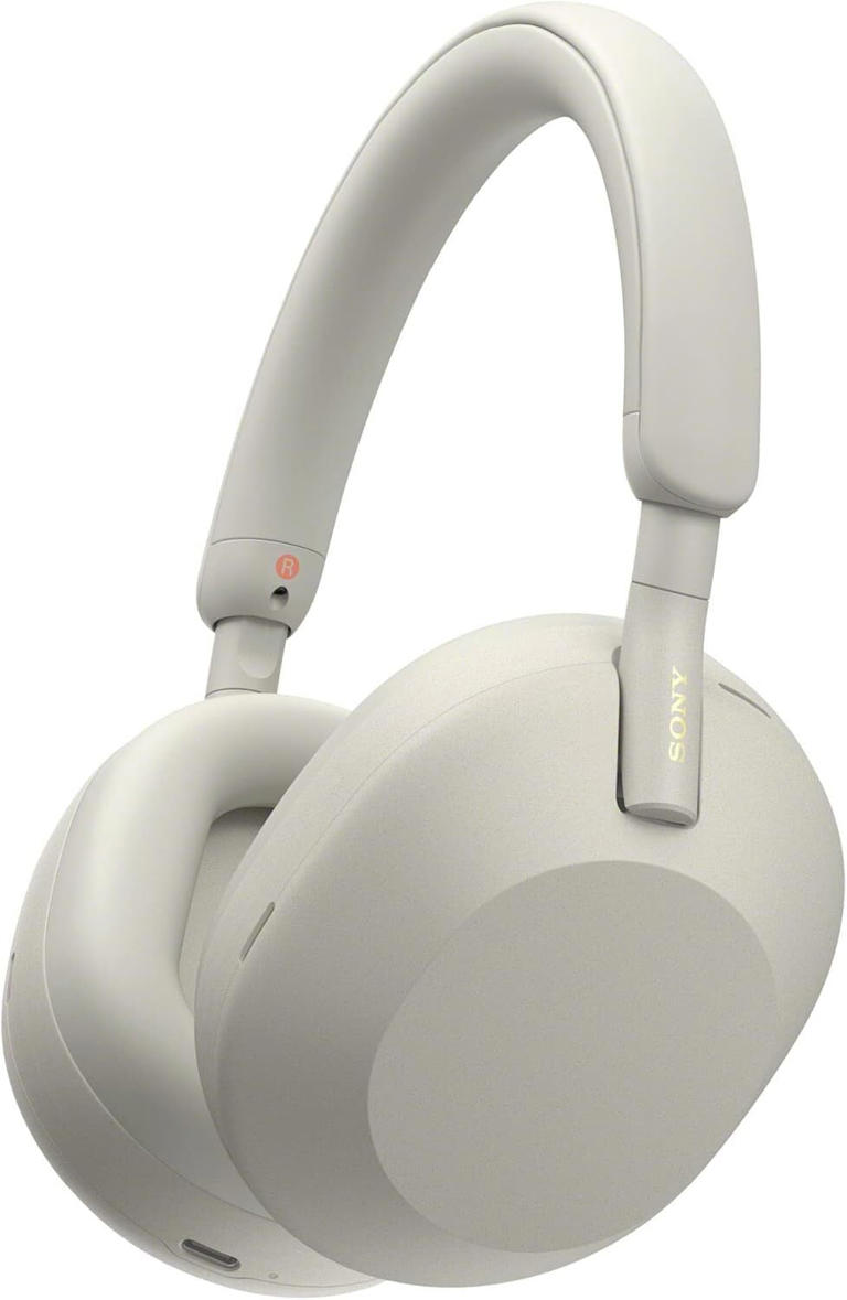 Sony XM5 headphones are under $250 in Amazon's huge Memorial Day sale