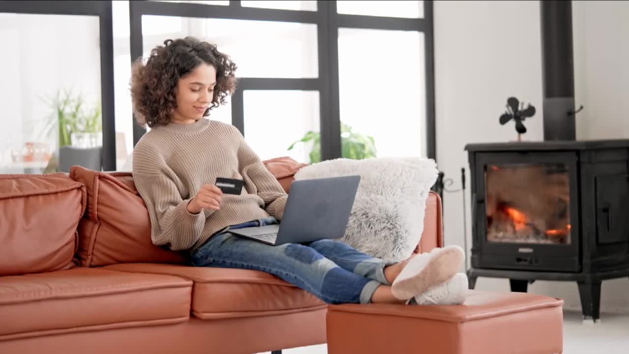Doom spending: How to stop mindless online shopping from draining your ...