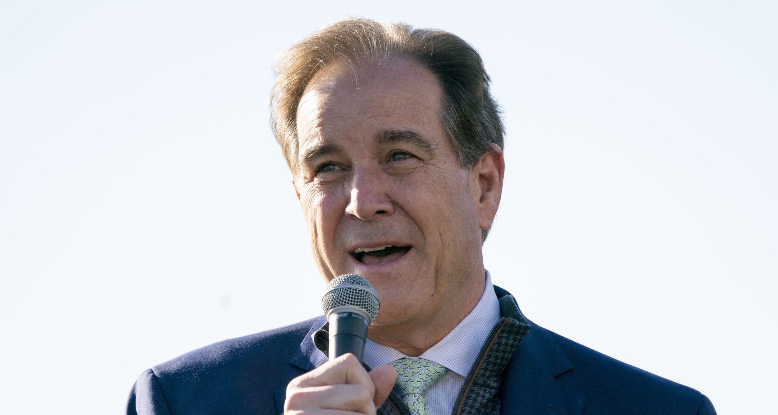 Jim Nantz accepts new role