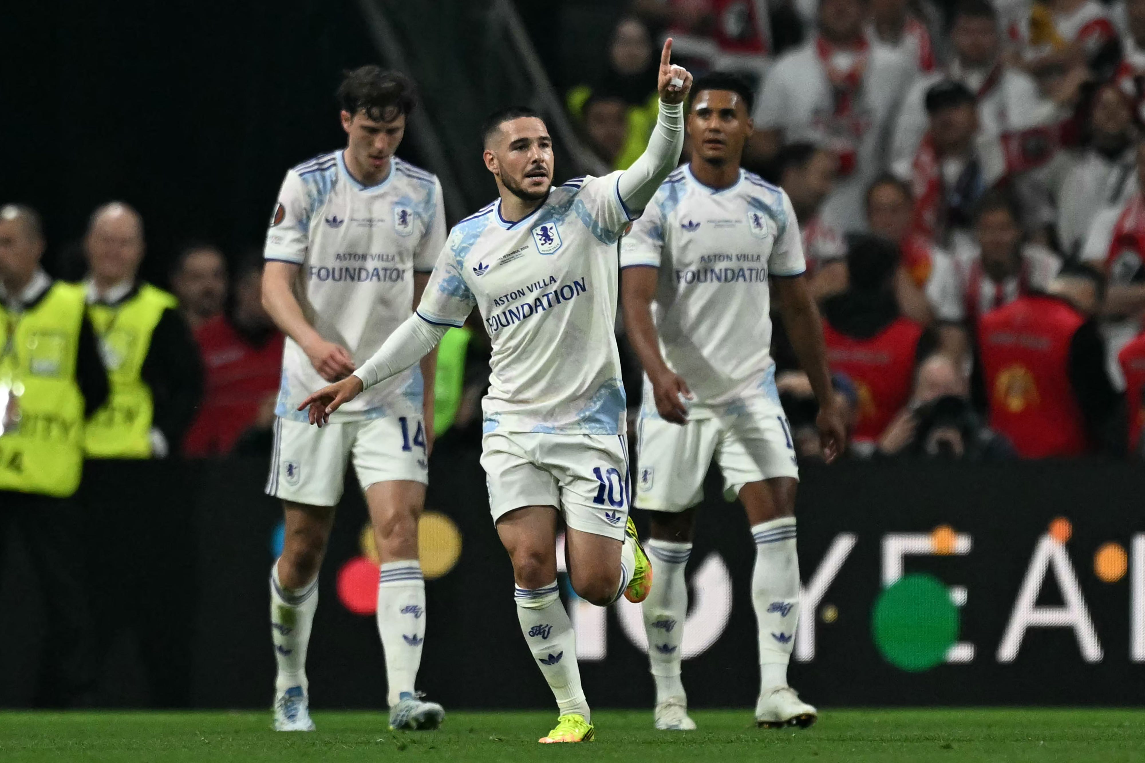 Aston Villa wins Europa League with superb goals in 3-0 win over Freiberg