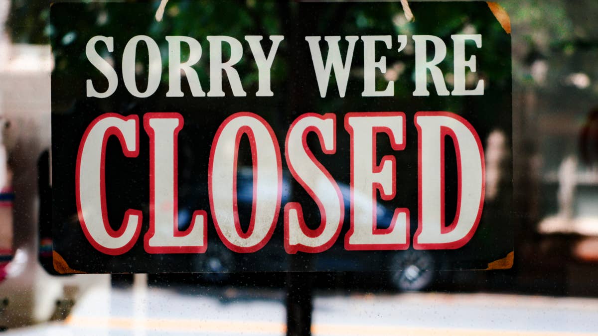 Discount retail giant, Family Dollar, closes 350 US stores, sparing ...