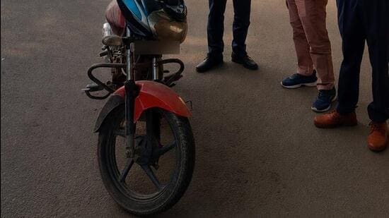 Gurugram: Bike seized over pending fines of ₹11.8L, 19 times vehicle’s ...
