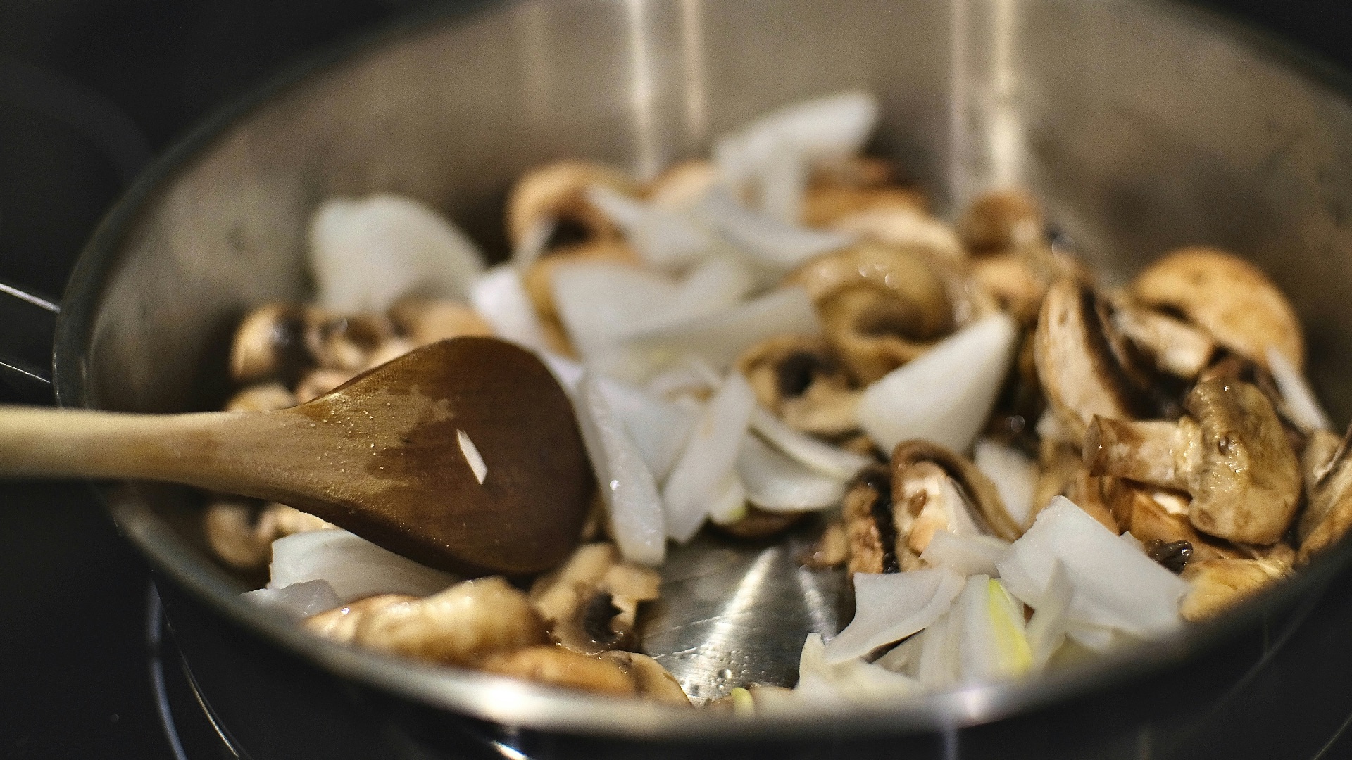 10 amateur soup mistakes you never want to make & 10 tips to elevate ...