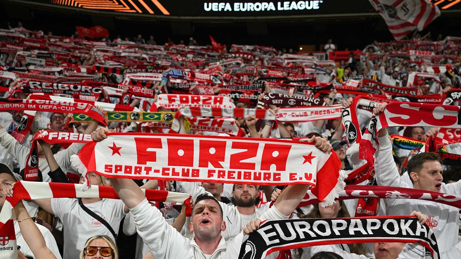 Ada pujian yang sangat besar: SC Freiburg dipuji atas kekuatan ...