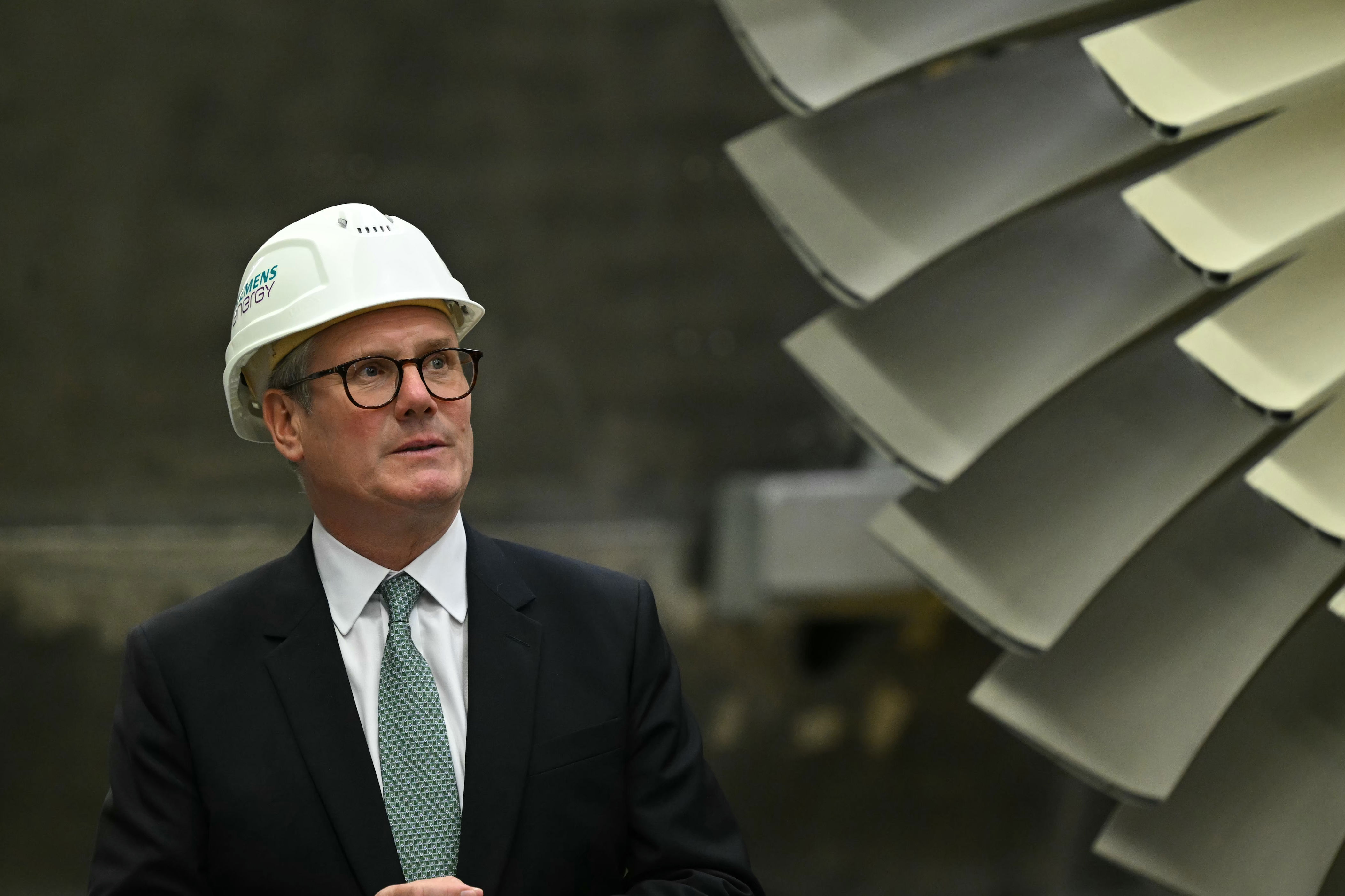 Clean power by 2030 target 'extremely ambitious', MPs warn