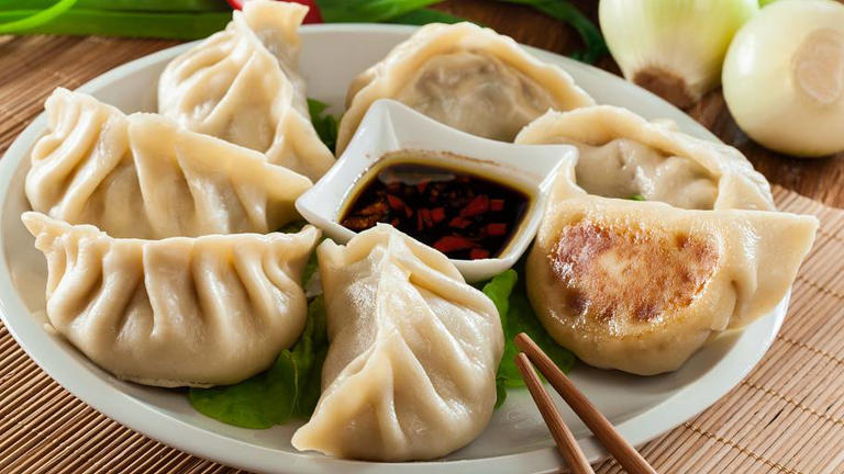 The 5 best Chinese restaurants in the US., according to Guy Fieri