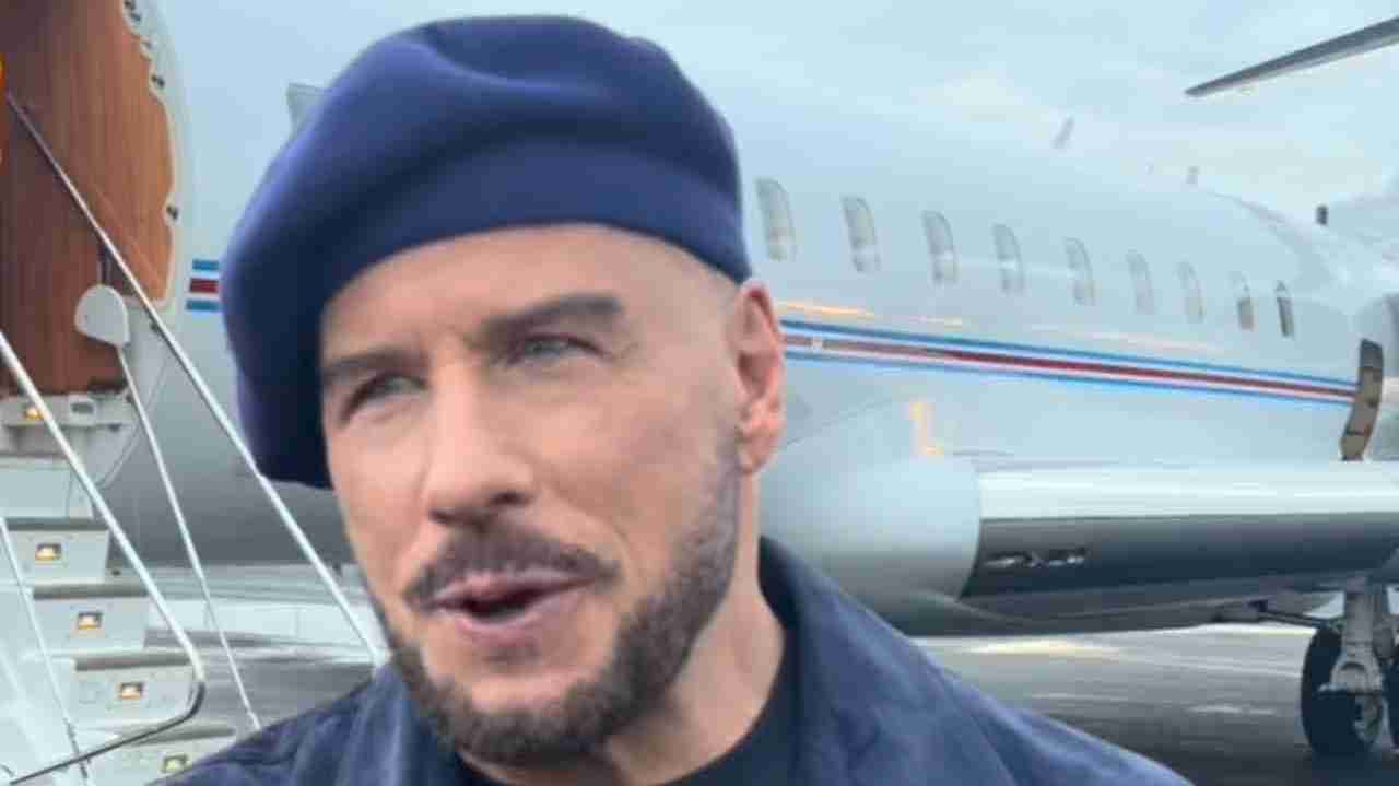 John Travolta goes viral with new beret look and explains the ...