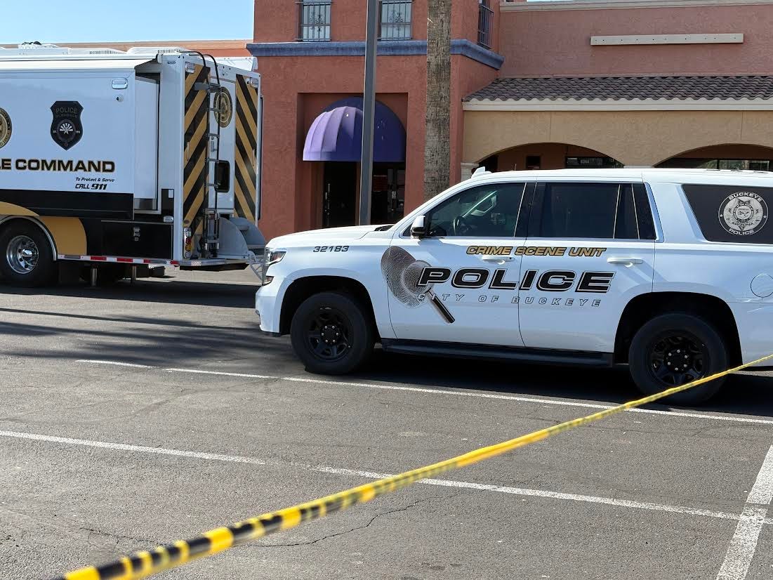 Glendale police shoot man with a knife during domestic violence incident