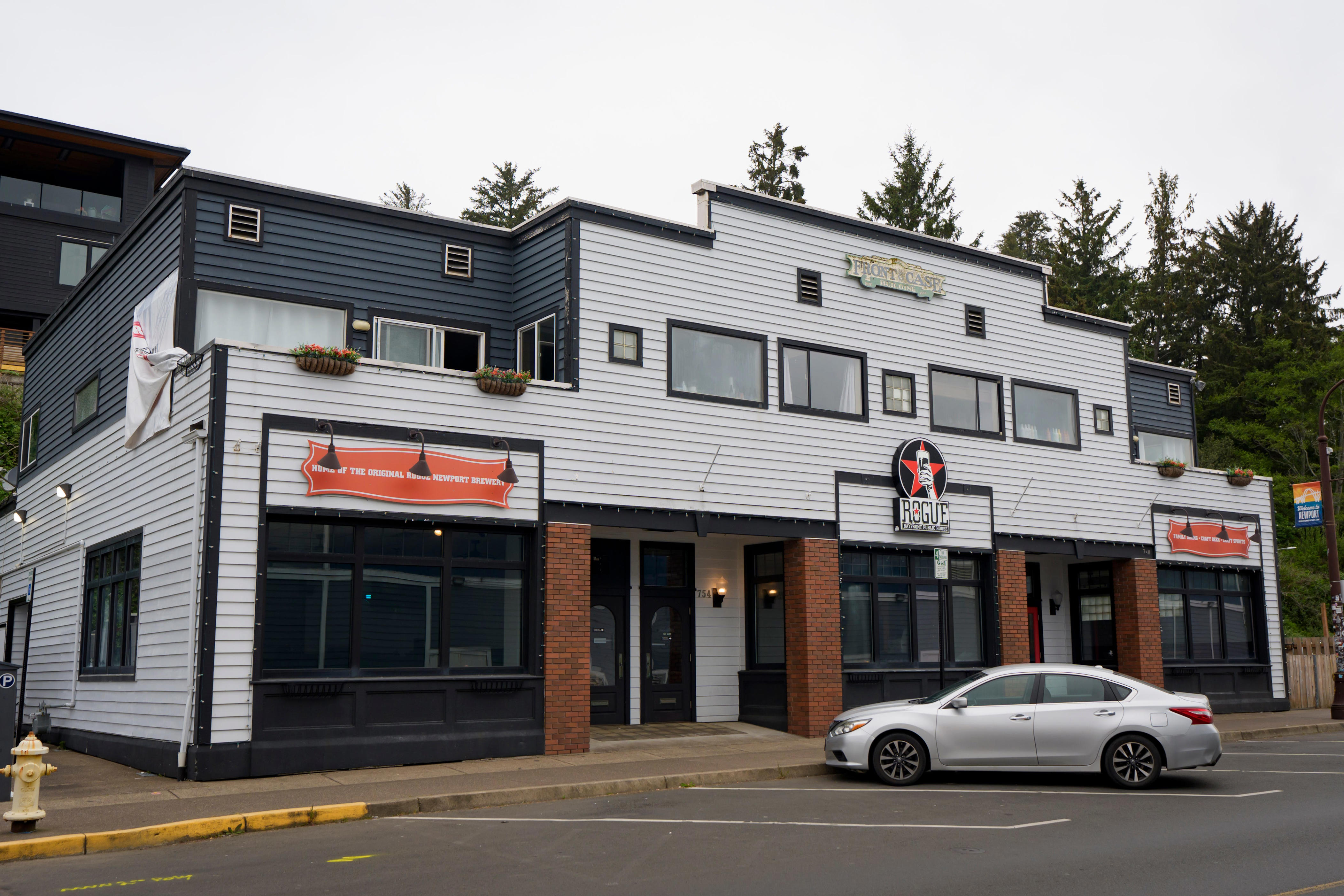 Claim 52 opens Oregon coast location in former Rogue Brewing taproom
