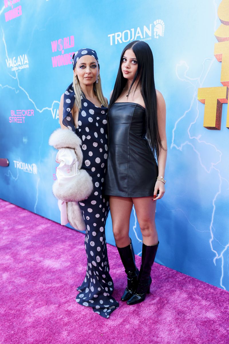 Nicole Richie’s daughter Kate proves she inherited both her parents ...