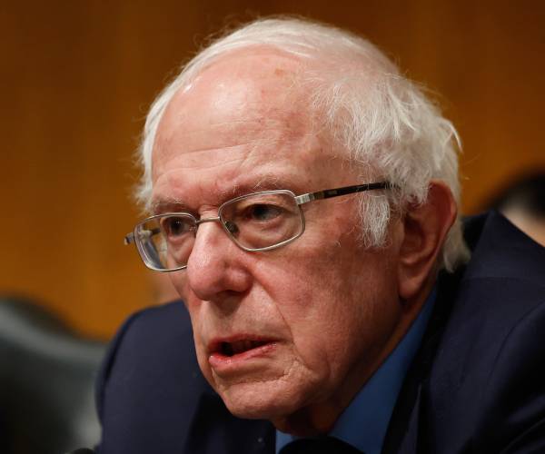 Sen. Sanders: Meta layoffs signal AI job replacement