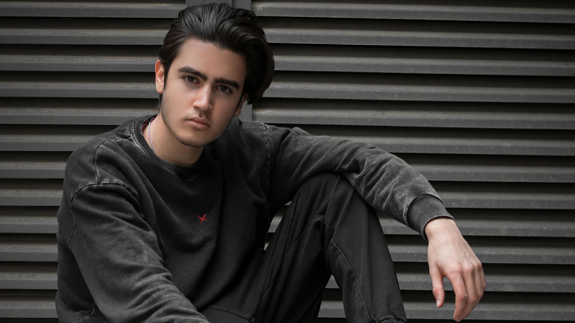 20 things men wear that women see as a red flag