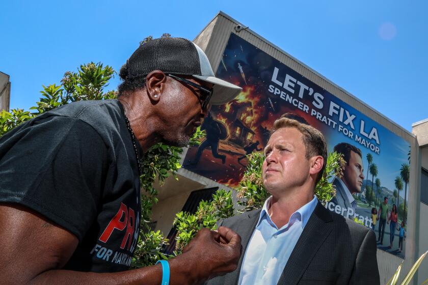 Mayoral candidate Spencer Pratt hosts South LA block party on Bass' old ...