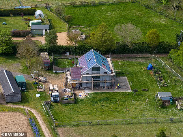 Million-pound property concealing secret residence instead of horse ...