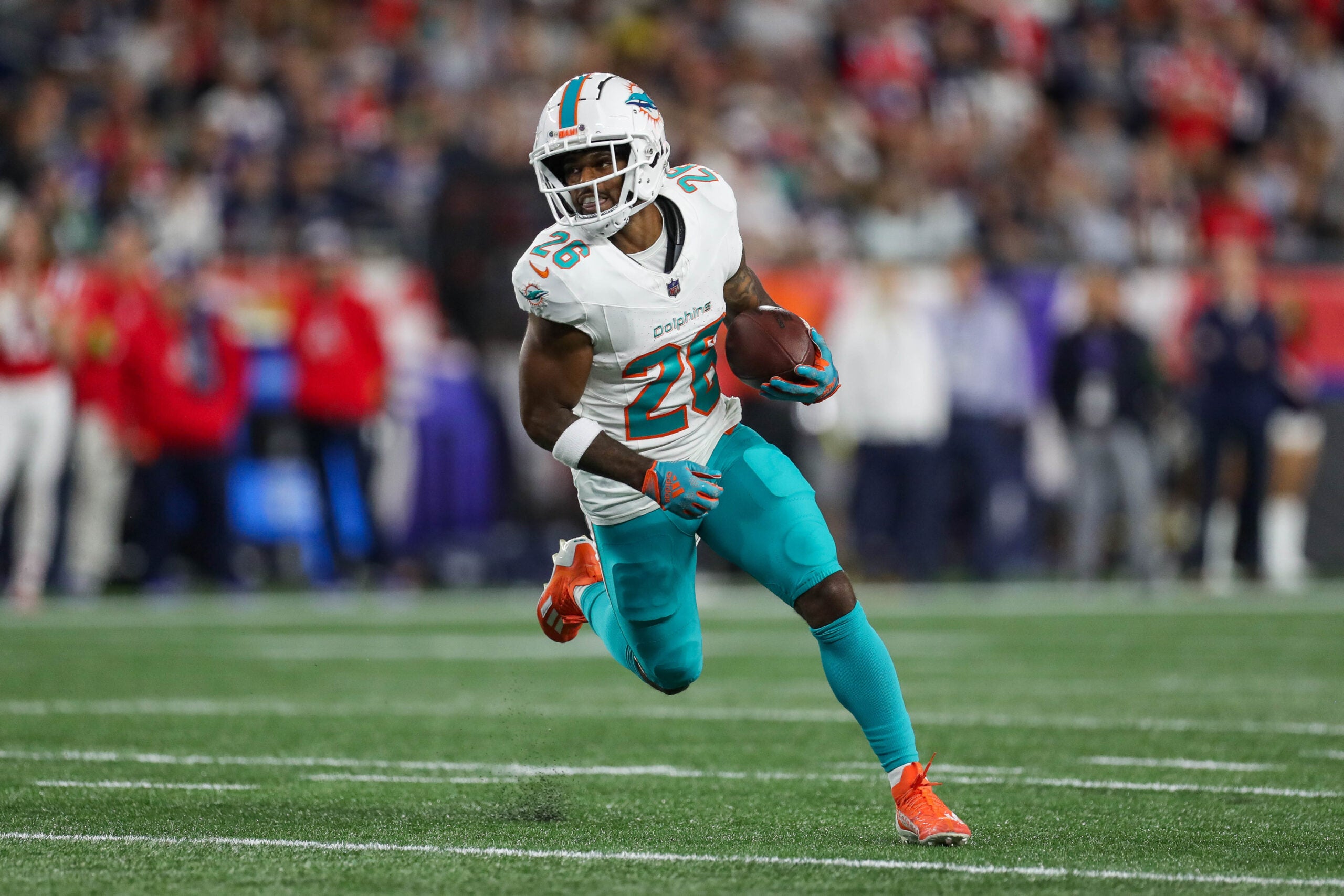 Bears add veteran RB to the 90-man roster with ties to new RB coach ...