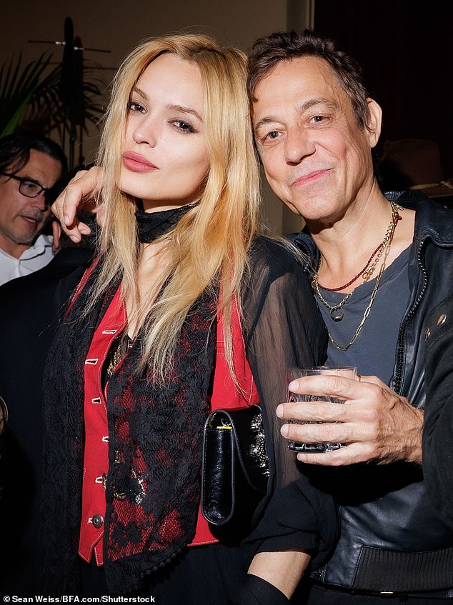Kate Moss's ex Jamie Hince, 57, grows close to musician, 29, who is the ...