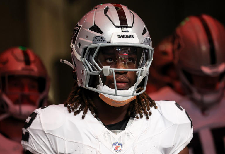 Raiders send RB Ashton Jeanty a challenge