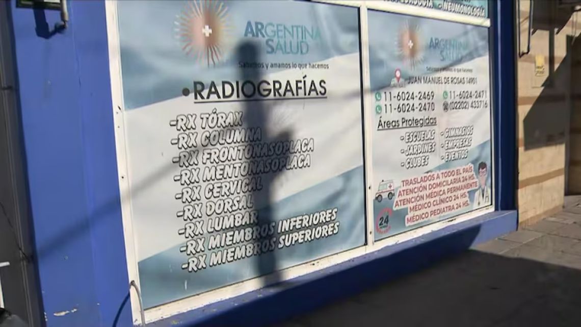 Más de 30 escuelas denunciaron haber contratado servicios de la clínica ...