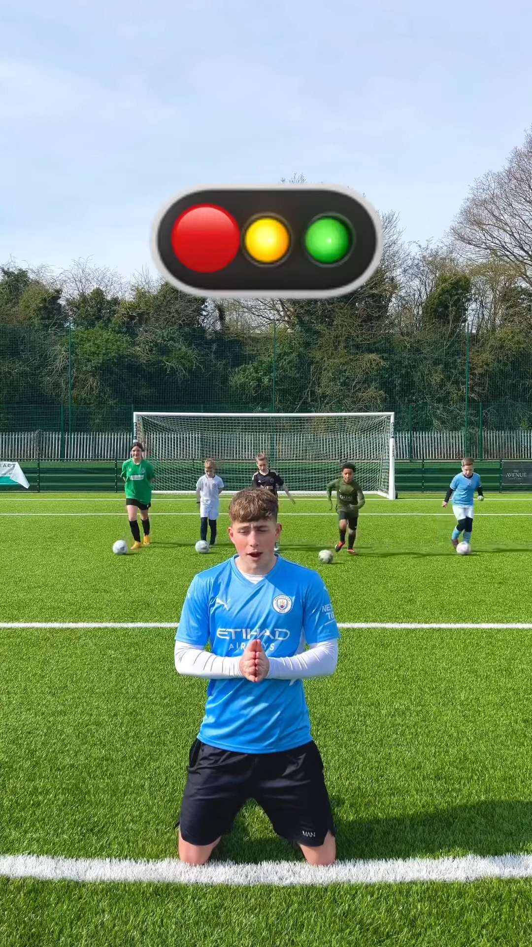Competitive red light green light football challenges
