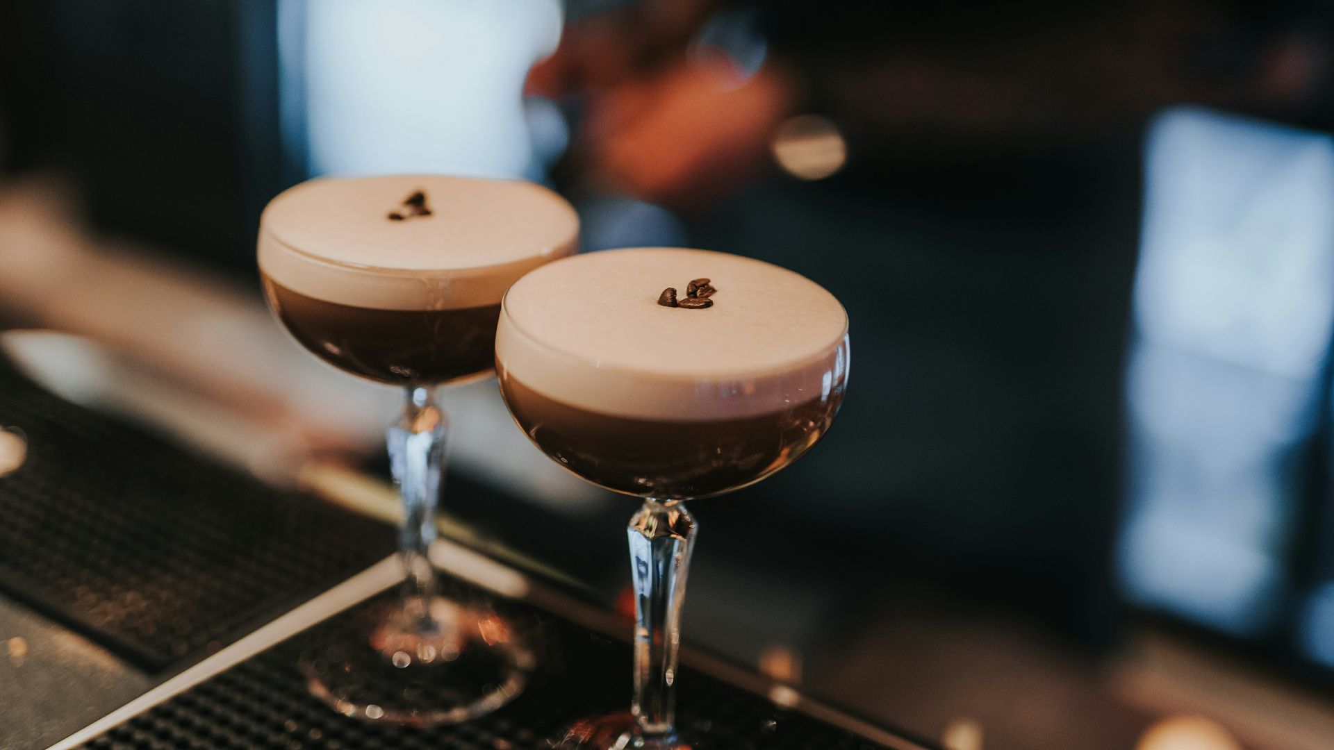 20 boissons que les gens commandent quand ils veulent se démarquer