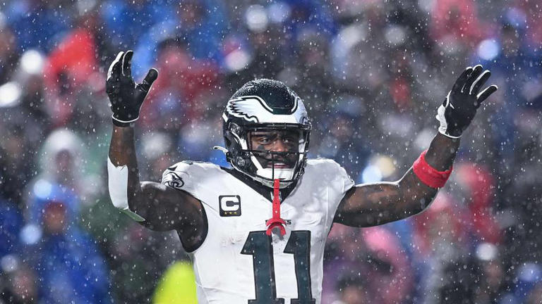 This Chiefs-Eagles trade for AJ Brown would let KC finally cut bait ...