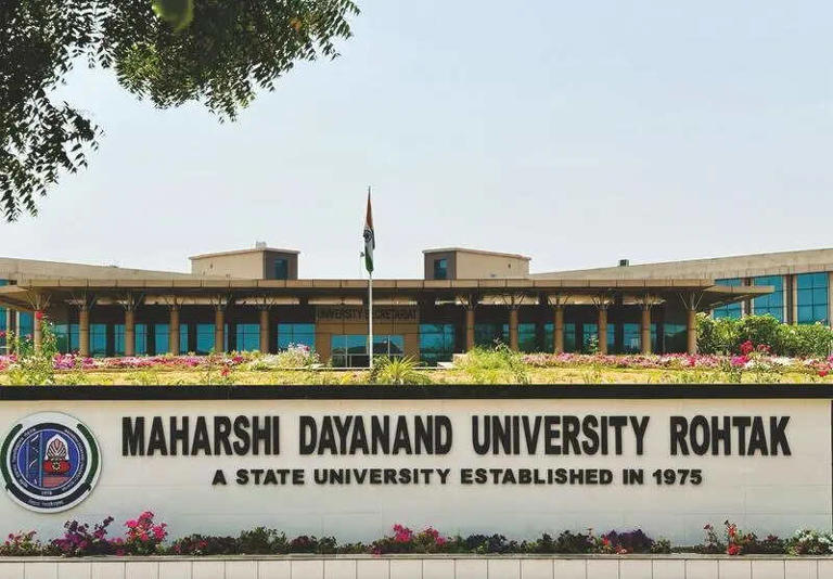MDU non-teaching staff sit on protest against VC