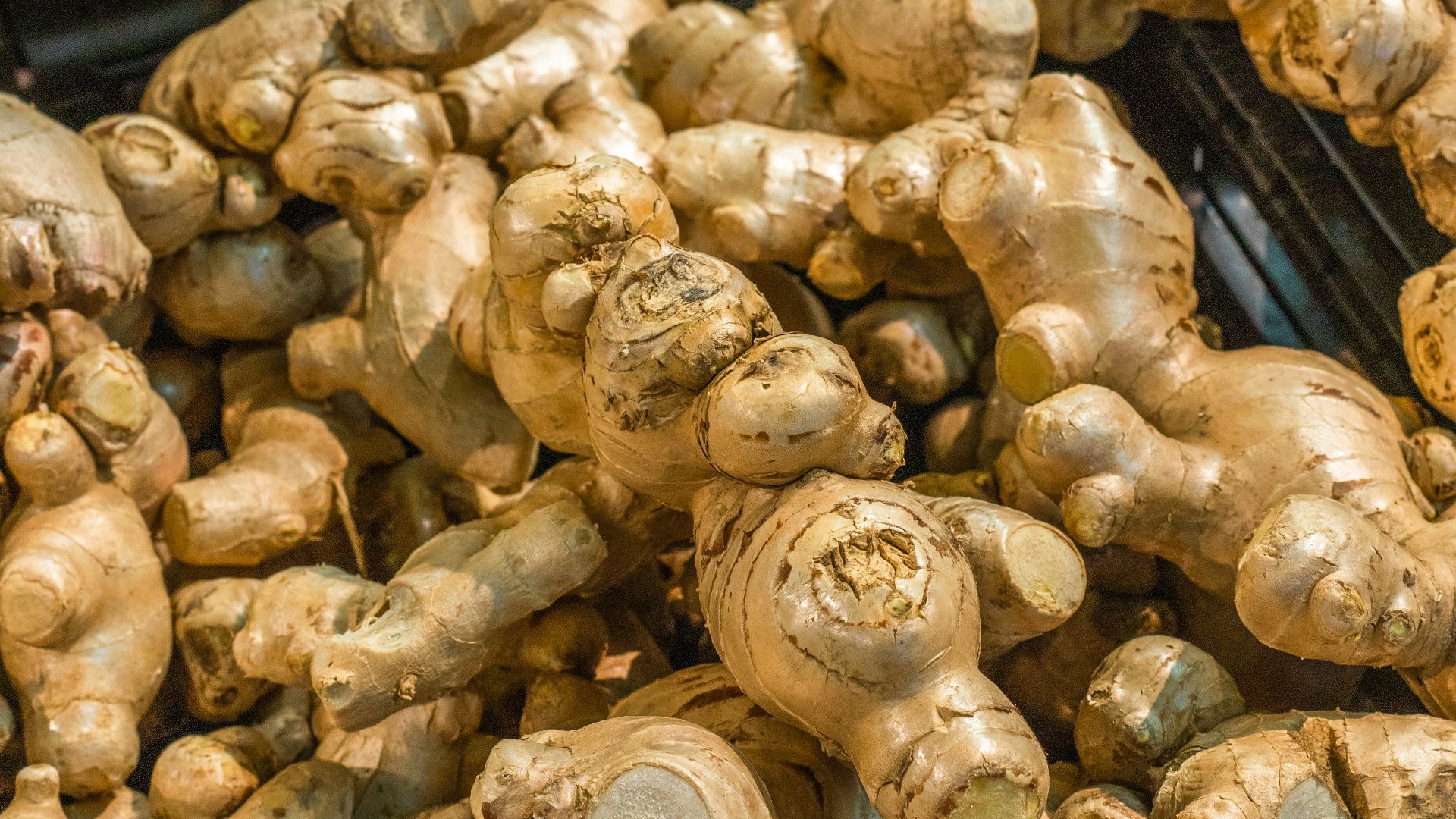 10 ingredients that add heat without spice & 10 that bring real fire
