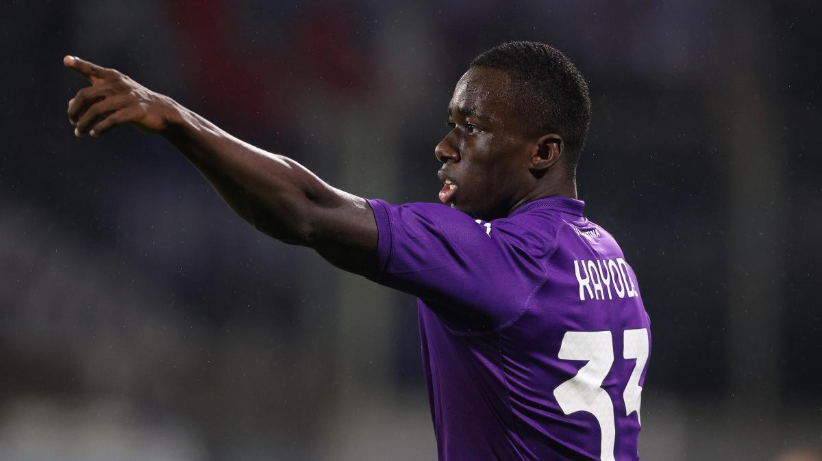 Kayode, lo scopritore: "Premier scelta giusta". Poi risponde al ...