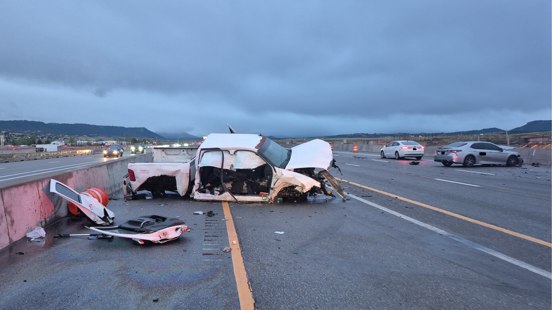 Head-on crash on I-25 near Castle Rock leaves 1 with serious injuries ...