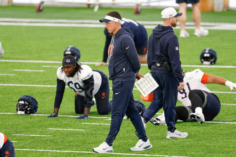 Bears DE reveals Dennis Allen is already putting words into practice to ...