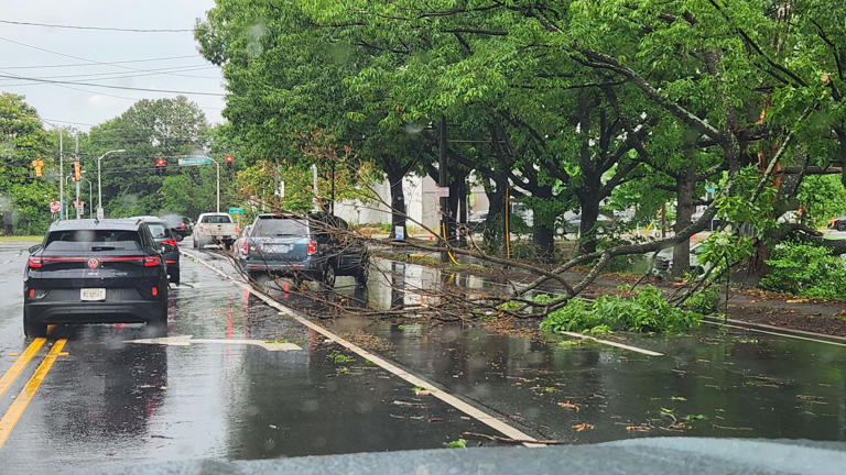 Flooding across city, Downtown Connector wreck havoc in Atlanta during ...