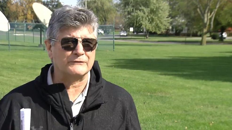 Press box at new Field of Dreams ballpark to be named for Gary Dolphin