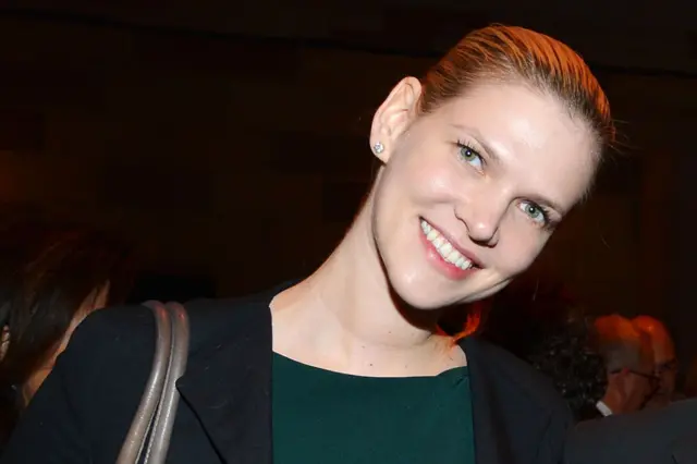 Nadia Marcinko: la novia de Epstein acusada de complicidad que hoy goza ...